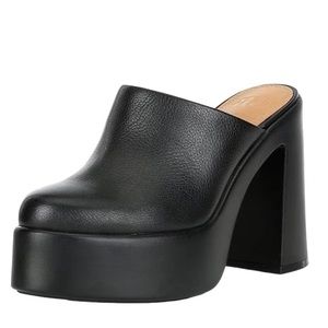 Gianni Bini | Shoes | Gianni Bini So Chic Leather Platform Clog Mules ...